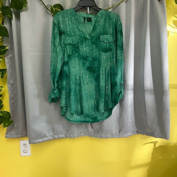 new directions | Tops | New Directions Green Blouse With Subtle ...